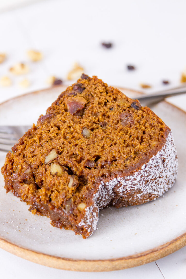 Ukrainian Honey Cake (Medivnyk) - Life Currents